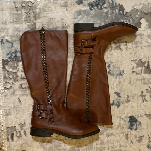 Report | Shoes | Report Boots | Poshmark